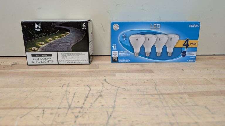 Members Mark LED Solar Disc Lights & Indoor Flood Light Bundle | Open ...