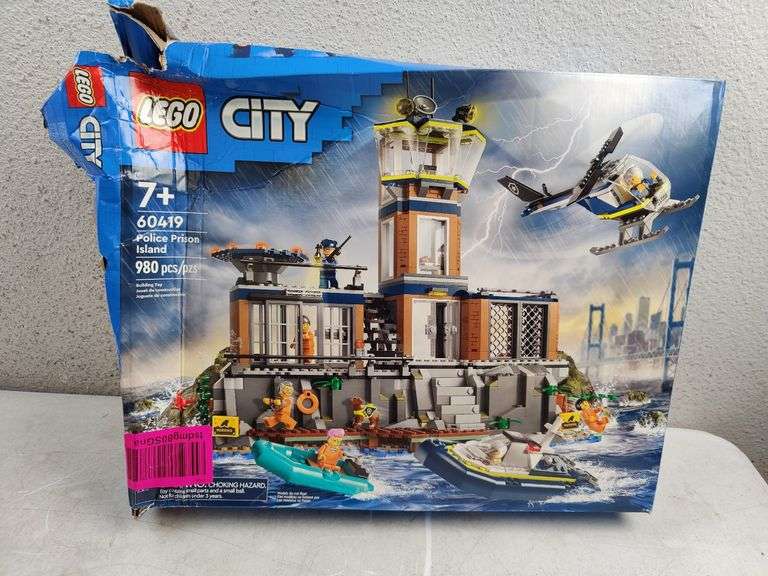 LEGO City Police Prison Island Set 980pcs | Open Box - Rio Grande Trade