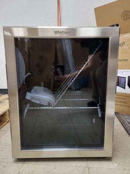 WHIRLPOOL Beverage Center 2.7 Cubic Feet | Open Box - Rio Grande Trade