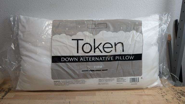 King Token Down Alternative Pillow Firm | Open Box - Rio Grande Trade