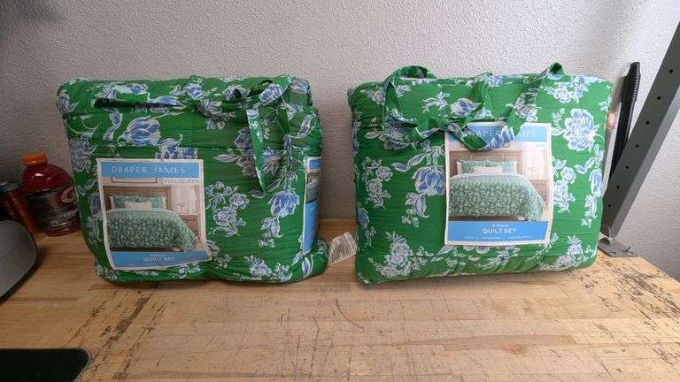 Draper James 4-Piece Quilt Set Full/Queen/King Bundle | Open Box - Rio ...