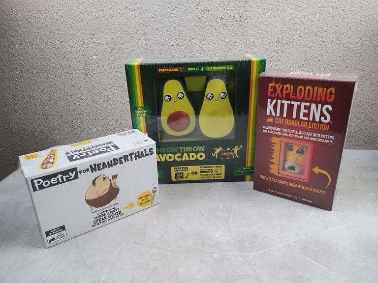 EXPLODING KITTENS Party Games, Throw Throw Avocado, Exploding Kittens ...