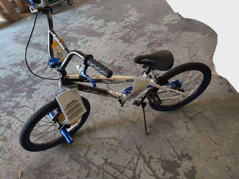 Kent Kids 20" Ambush Bike | Open Box - Rio Grande Trade