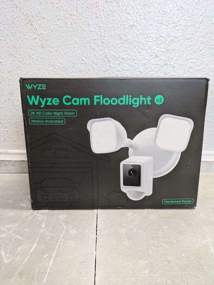 WYZE CAM FLOODLIGHT V2 Hardwired Power, 2K HD COLOR NIGHT VISION ...
