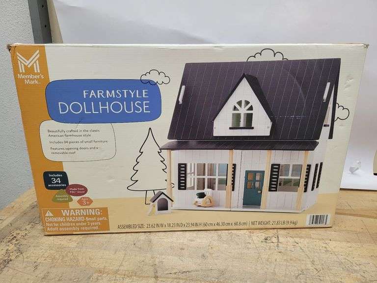 MEMBERS MARK Farmstyle Dollhouse w/ 34 Accessories. | Like New - Rio ...