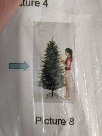 Pre-Lit Christmas Tree w/Stand | Open Box | (See Condition Notes) - Rio ...