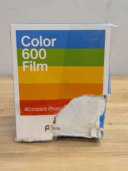 Polaroid - Color Film 600 40x Pack - White | Damaged | (See Condition ...