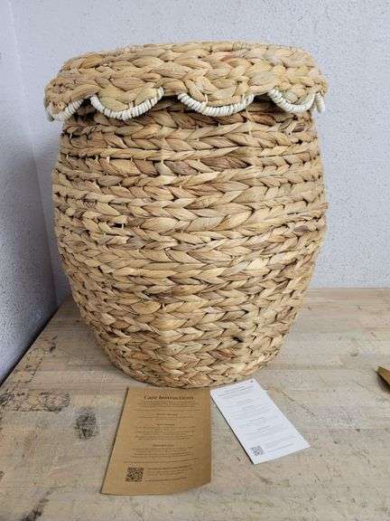 BCP Scalloped Hyacinth Storage Tote Basket, 17x17x20" | Like New - Rio ...