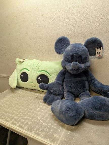 Disney & Star Wars Plushie & Body Pillow Bundle | Open Box - Rio Grande ...