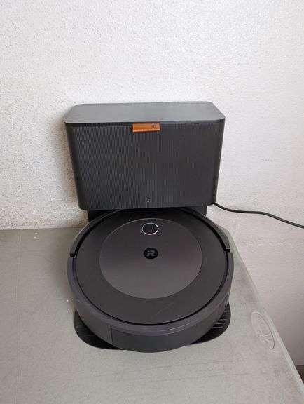 IROBOT Refurbished Roomba Robot Vacuum | Open Box | (See Condition ...