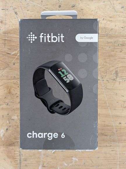 Fitbit Charge 6 Fitness Tracker - Black | Open Box | (See Condition ...