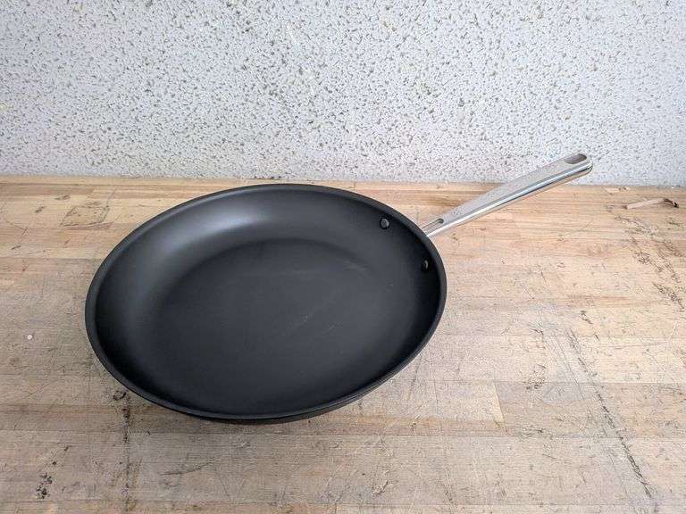 MISEN 10" Pre-Seasoned Carbon Steel Fry Pan | Like New | (See Condition ...