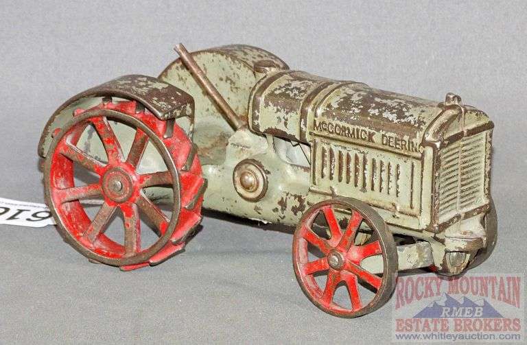 Vintage McCormick Deering Cast Iron Tractor. Missing Steering Wheel ...