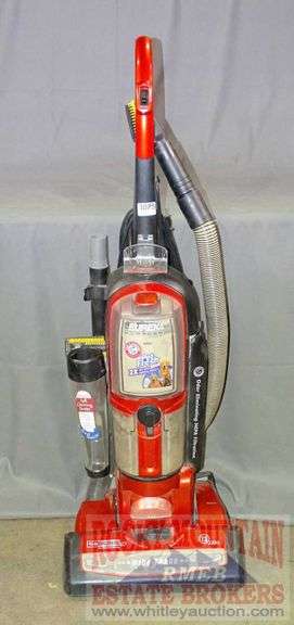 Eureka The Boss 4D wide track bagless upright vacuum cleaner. - Rocky ...