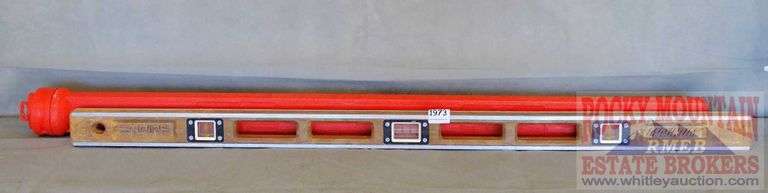 Empire Magnum 944 Series 48" level with Empire Dura Guard level case ...