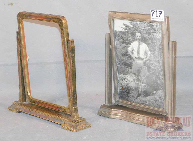 2 vintage wooden self-standing picture frames. Both for one money ...