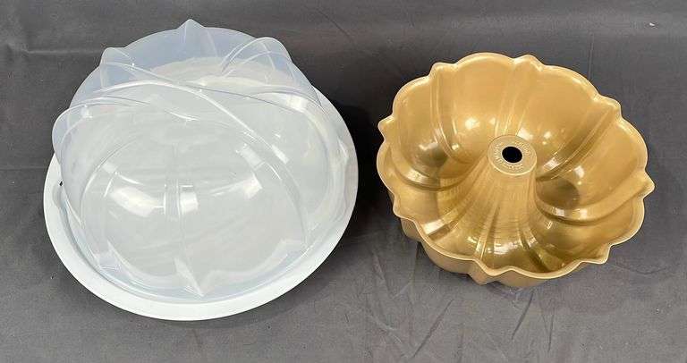 New Nordic Ware 2-Piece Bundt Cake Pan & Cover Set. - Rocky Mountain ...