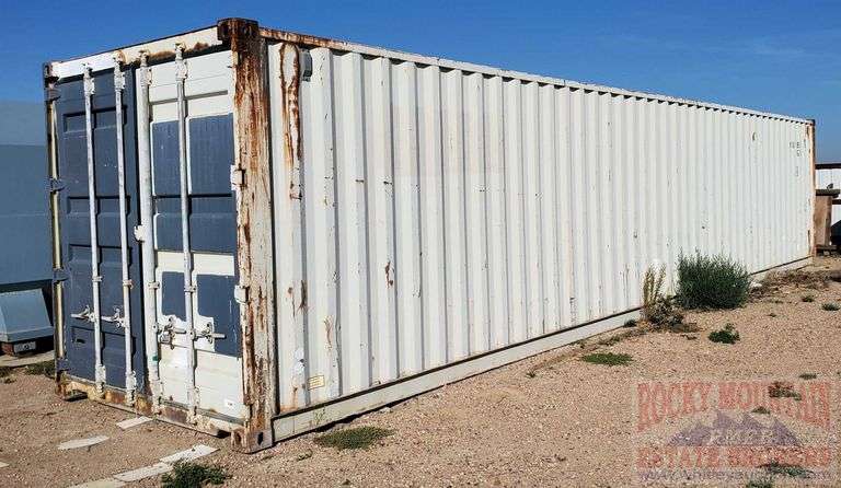 40' Ocean Container/Connex Box. This multi-colored box is nice & clean ...