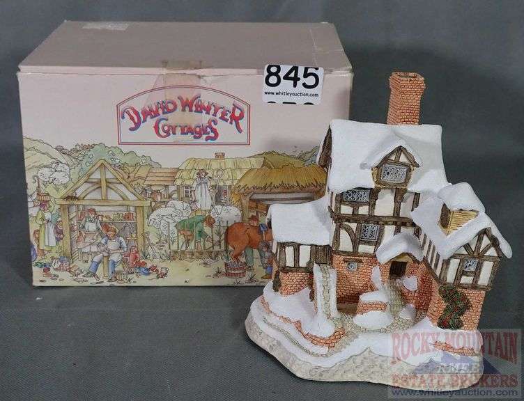David Winter Cottages 1987 "Ebenezer Scrooge's Counting House" in ...