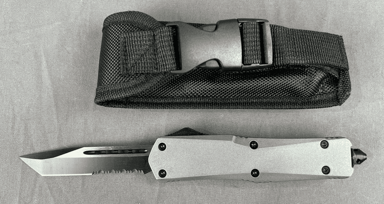 Brand New, High Quality Heavy Duty, Out-the-Front Push Button Knife ...