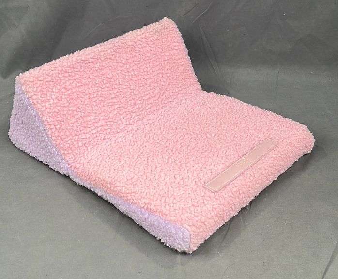 New iScream Plush Universal Tablet Pillow. Works with most tablets, e ...