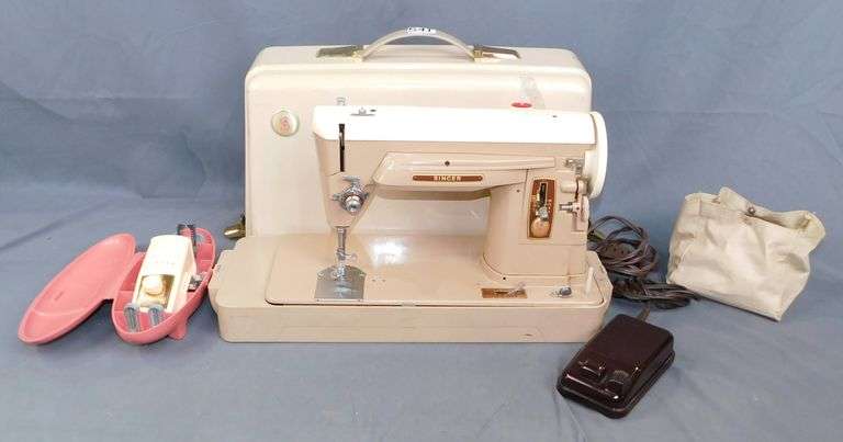 Vintage Singer 404 Sewing Machine W/ Accessories. - Rocky Mountain ...
