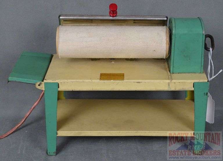 Buffalo Toy & Tool Works Super Cool No. 175 Deluxe Mangle. Get your ...