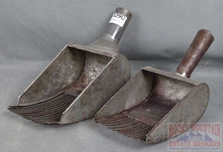 2 Neat Vintage Galvanized Berry Scoops. Largest is 13" Long. Both for ...