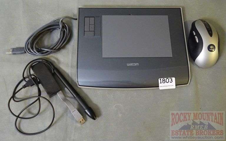 Wacom Intuos 3 Graphics Tablet W/ Mouse & Pen. Model: PTZ-431W. - Rocky ...