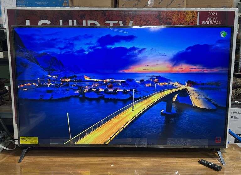 Like New LG 70" Class 4K Ultra High Definition, True Cinema Experience ...