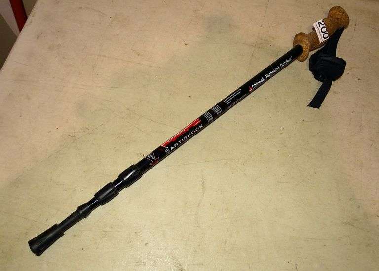 Chinook Technical Outdoor Extendable Walking Stick. - Rocky Mountain ...