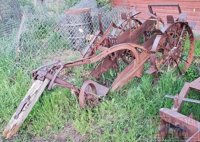 Antique Potato Digger W/ Great Paddle Wheels. - Rocky Mountain Estate ...