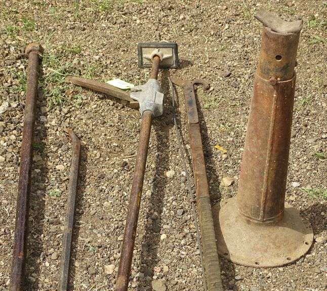 Load Lock, Vintage Tree Trimmer, Jack, Crow Bar & Large Heavy Digging ...