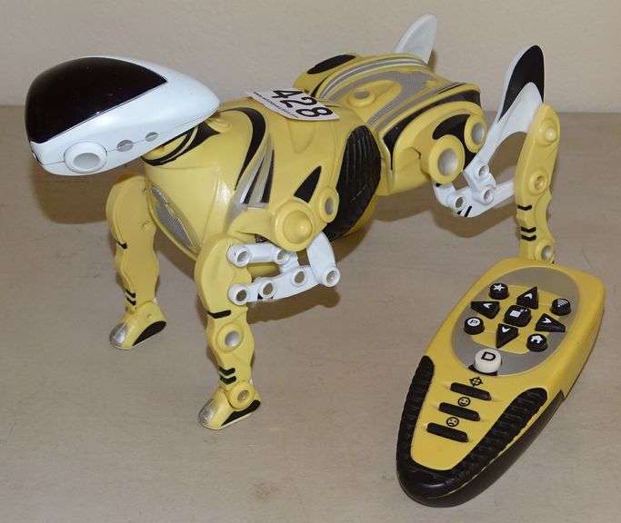 Vintage Robopet Robotic Toy Dog with Remote Control by Wowwee. This ...