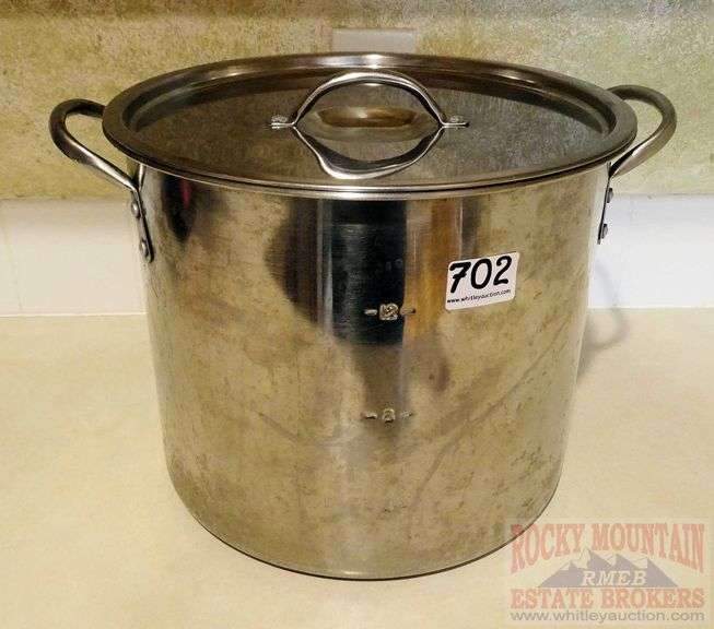 16 Quart Pot W/ Lid. - Rocky Mountain Estate Brokers Inc.