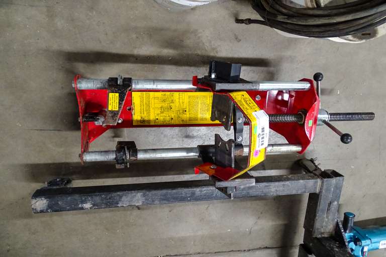 Branick MST-580A Strut Spring Compressor - Roller Auctions