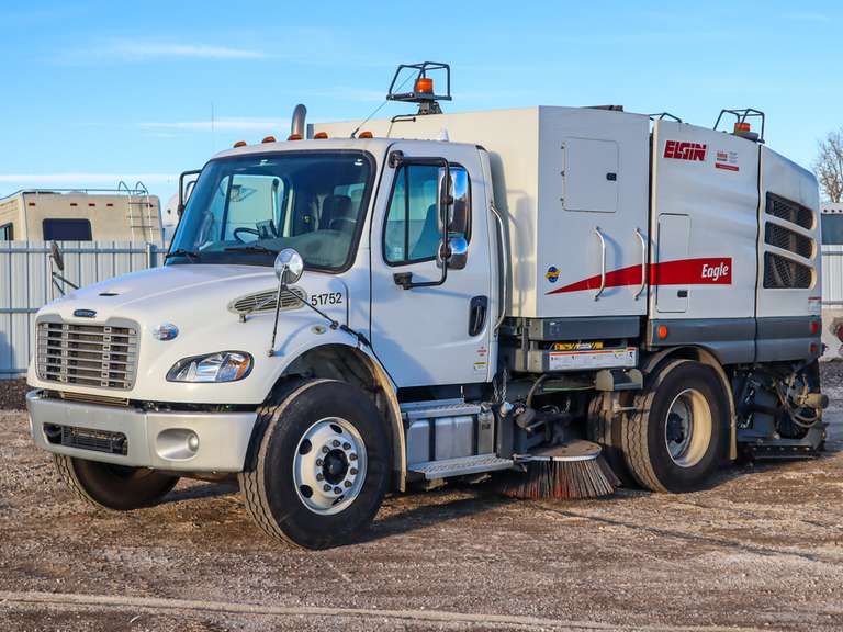 Well Maintained Government Street Sweepers - Roller Auctions