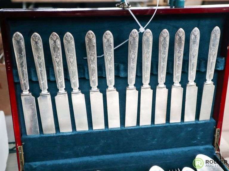 Silverware Set - Roller Auctions