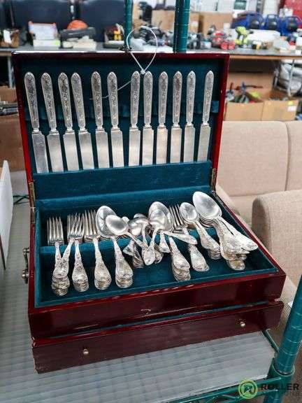 Silverware Set - Roller Auctions
