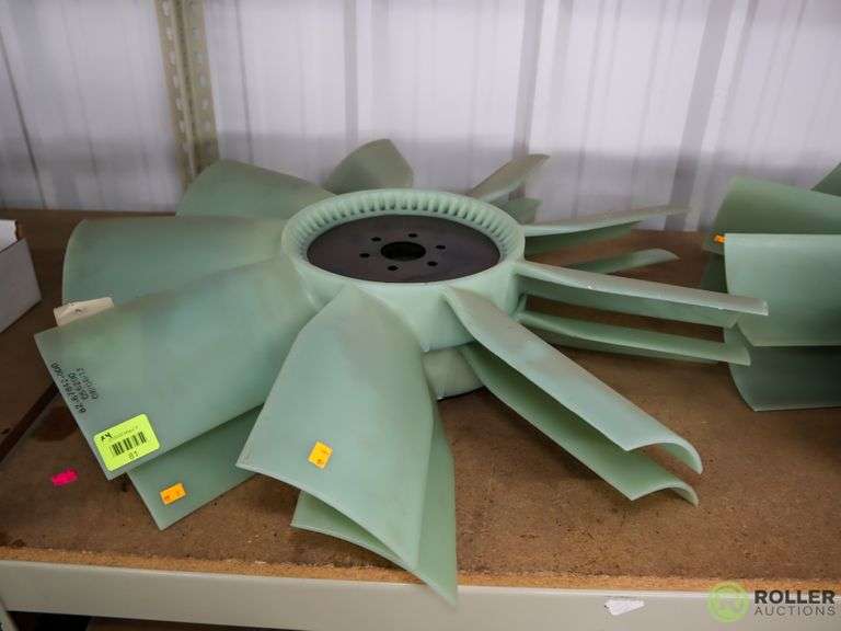 (4) 30in Radiator Fans - Roller Auctions
