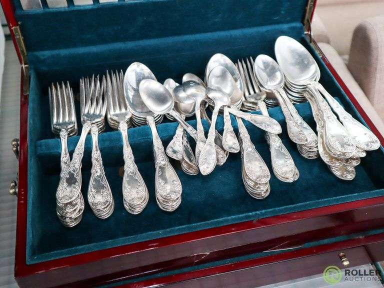Silverware Set - Roller Auctions