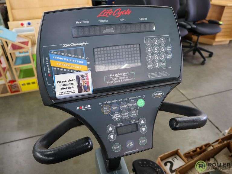 Life Cycle 9500 Recumbent Bike (Inoperable) - Roller Auctions