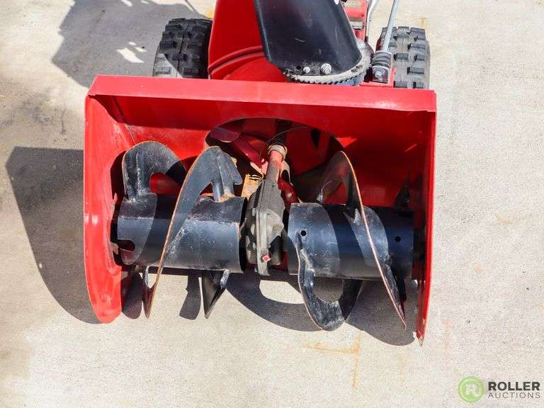 Toro 521 Snow Blower, Gas (Inoperable Needs Carburetor Rebuilt ...