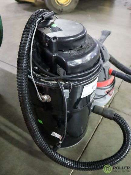 Husky Wet / Dry Vac and Cougar Ash Vacuum - Roller Auctions