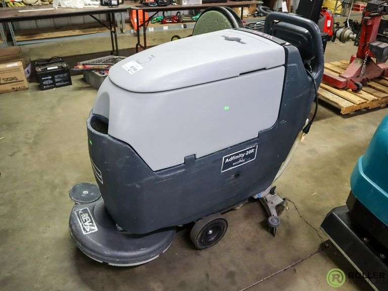 Advance Adfinity 20R Walk Behind Floor Scrubber (No Key) - Roller Auctions