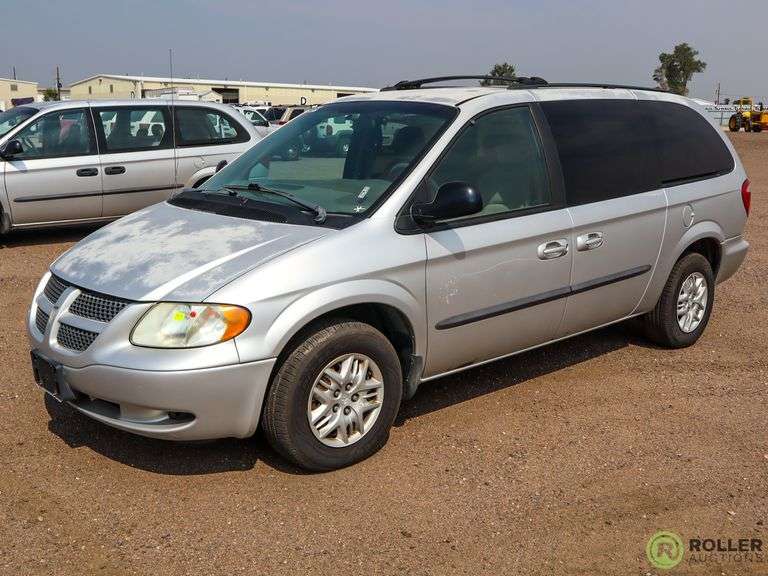 2003 Dodge Grand Caravan FWD Van - Roller Auctions