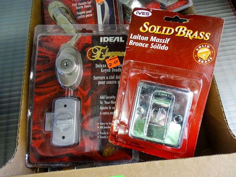 Tray of Door Locks, and Handles - Roller Auctions