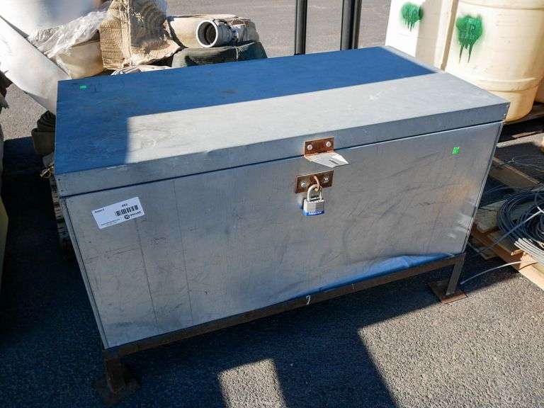 Metal Storage Box - Roller Auctions