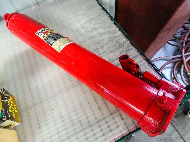 Pittsburgh Heavy Duty Long Ram Flat Bottom Jack, 8 Ton - Roller Auctions