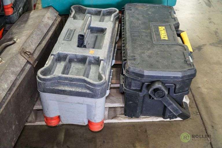 Pallet of Tool Boxes - Roller Auctions